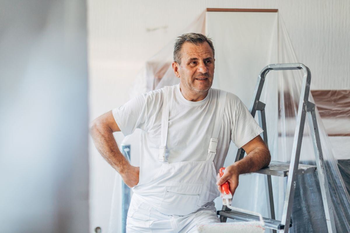 How to handle minor repairs before selling - LJ Hooker